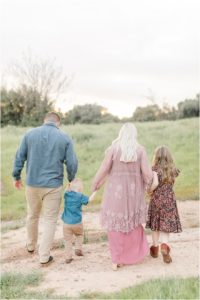 Oakdale Family Session with the Van Meter Family